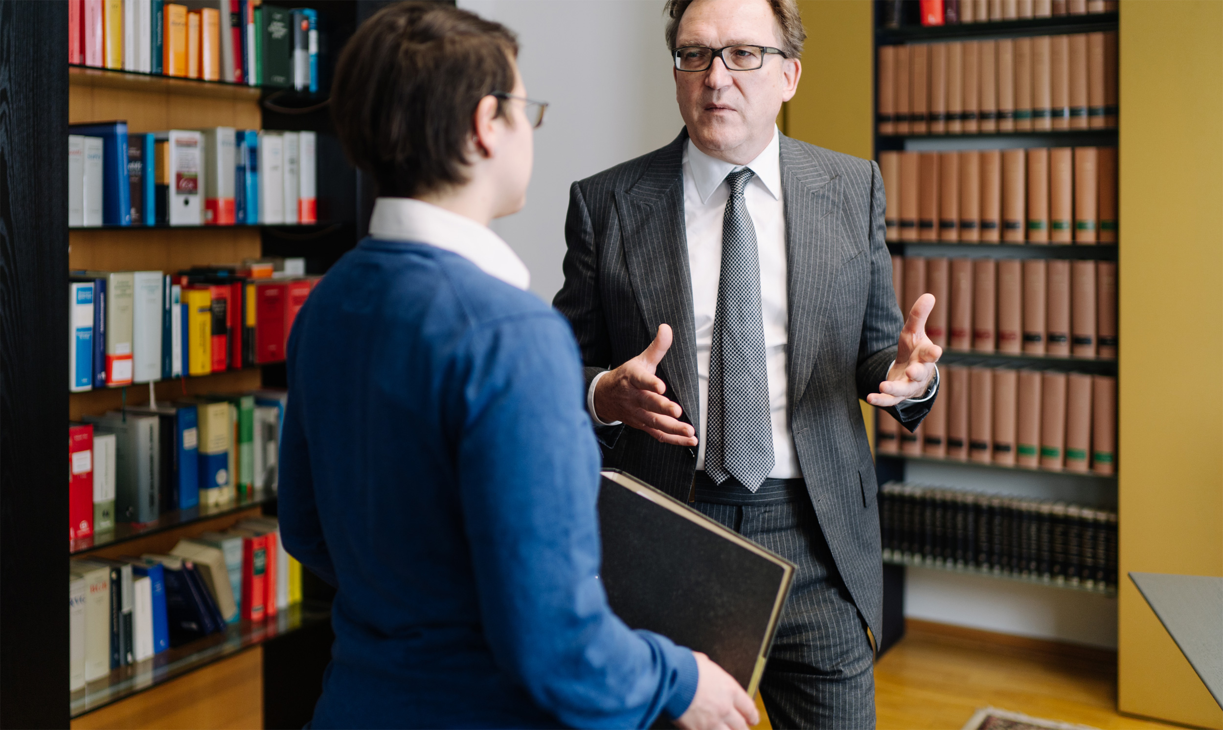 Vorsorgende Verträge zur Vermeidung von Konflikten im Erbrecht